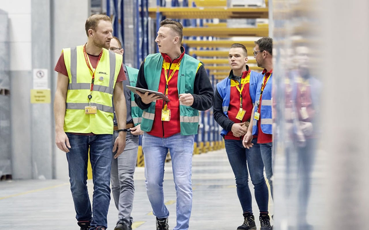 MSDS vs SDS: A 2026 Guide to Global Shipping Compliance | DHL Express ...