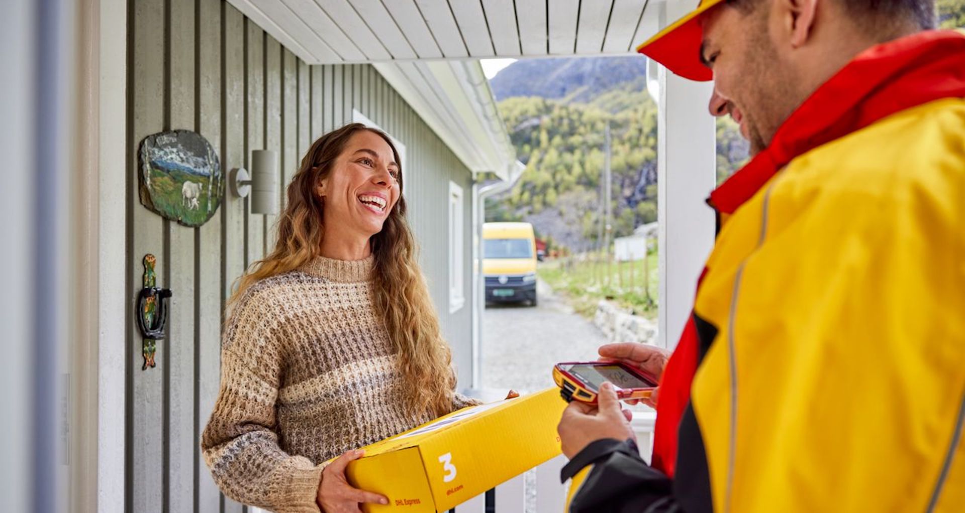 Australian fashion brand Clea makes a splash on the global stage | DHL Australia