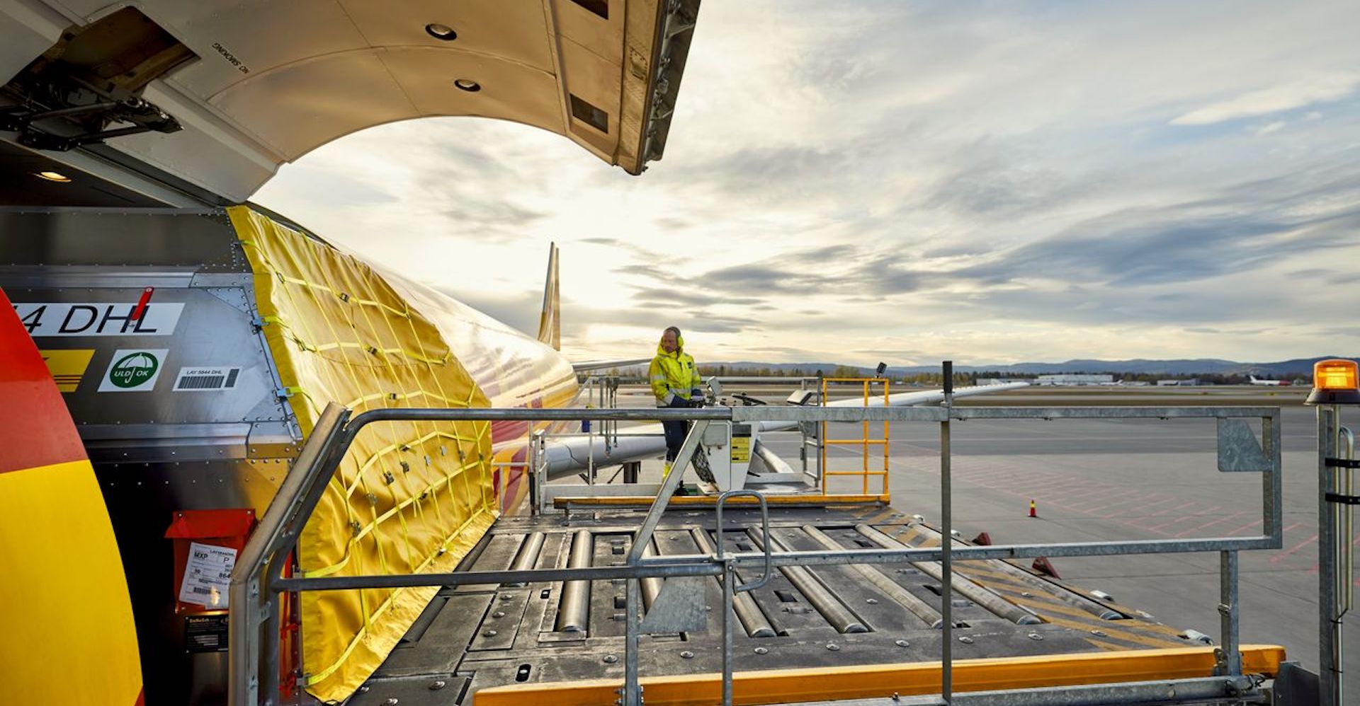 How to import musical instruments & equipment to Australia | DHL Australia