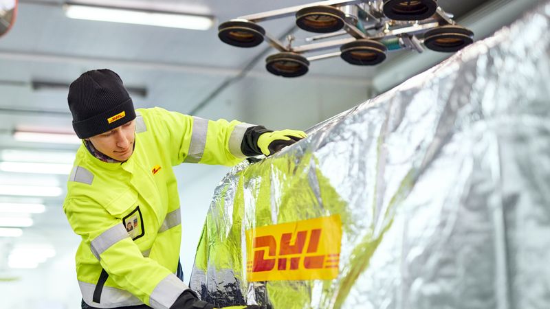 Shipping Perishable Goods - DHL Express KH