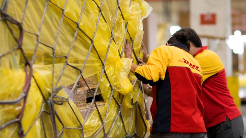 Shipping Car Parts To USA - DHL Express KH