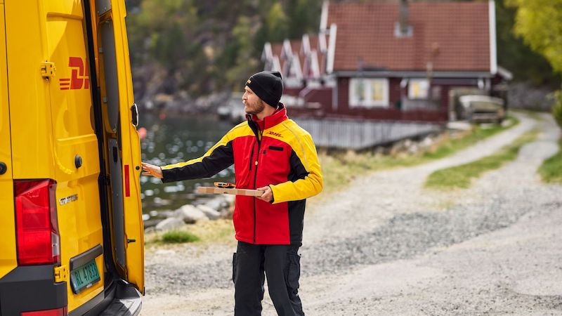 Riding the Cross-Border E-Commerce Wave – DHL Express ID