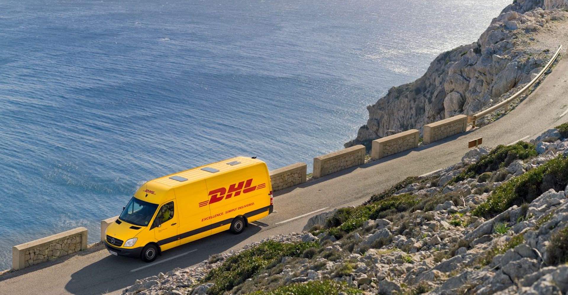 Mastering cross-border logistics: Expert tips and insights