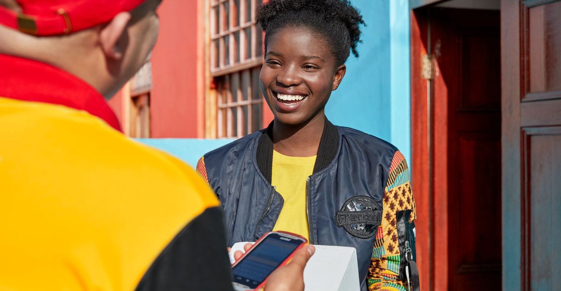 How Can Companies Ride the Cross Border E-Commerce Wave With DHL