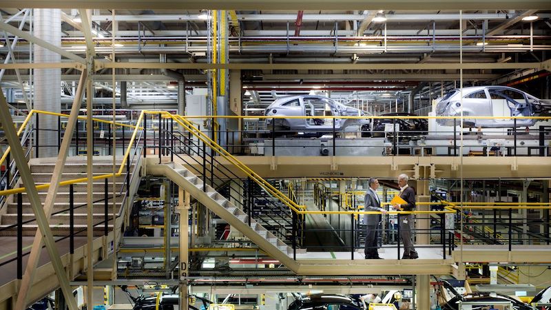 Importing cars and car parts from Japan to New Zealand | DHL New Zealand