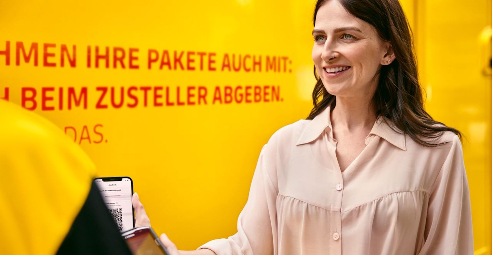 A guide on how to use DHL Express for parcel home pickup in Pakistan ...