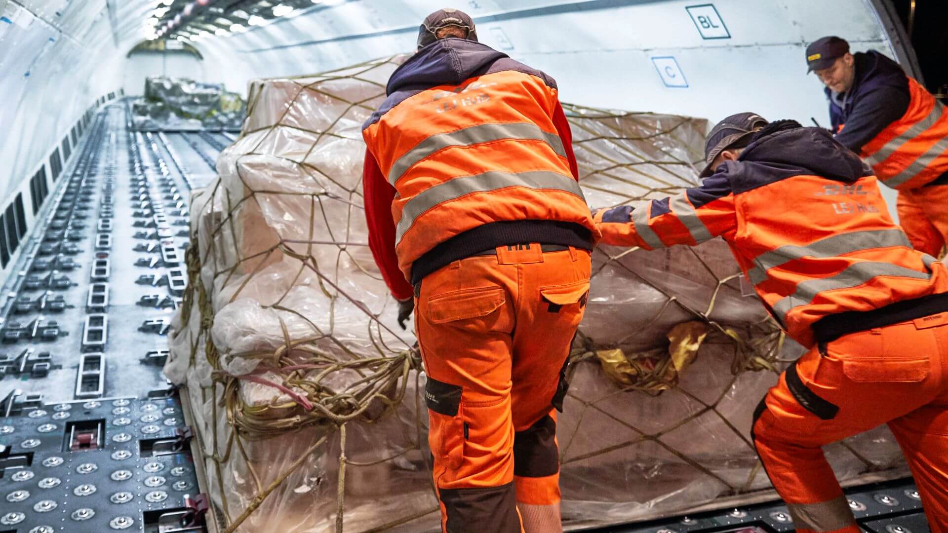 Como escolher o melhor método de envio para o meu negócio? | DHL Portugal