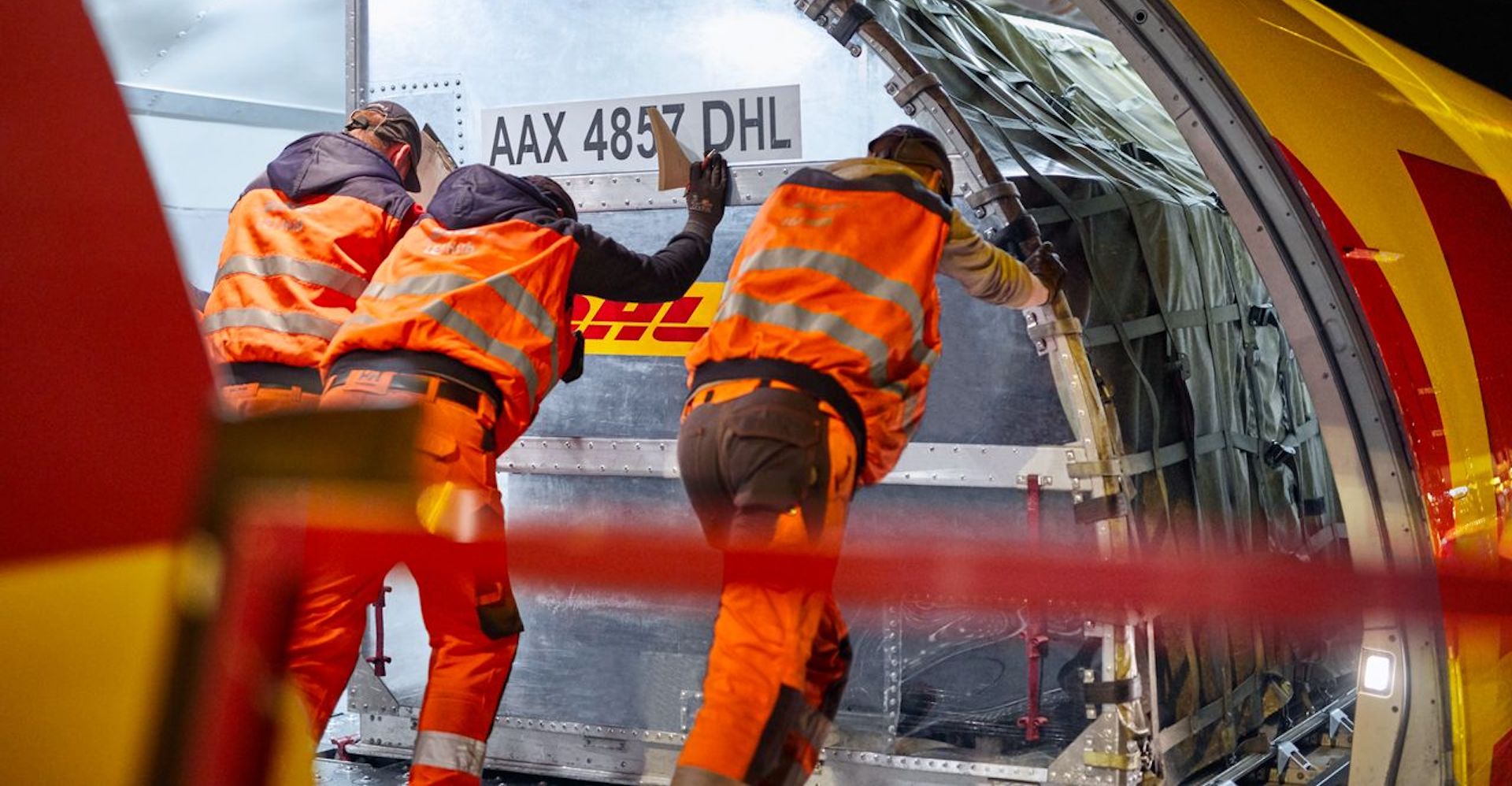 All About Freight Charges and How to Reduce Shipping Costs | DHL ...