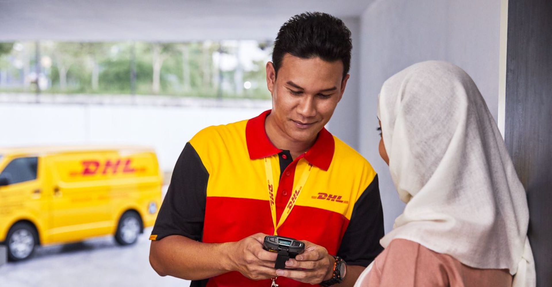 Shipping from Malaysia to Singapore | DHL Express Singapore