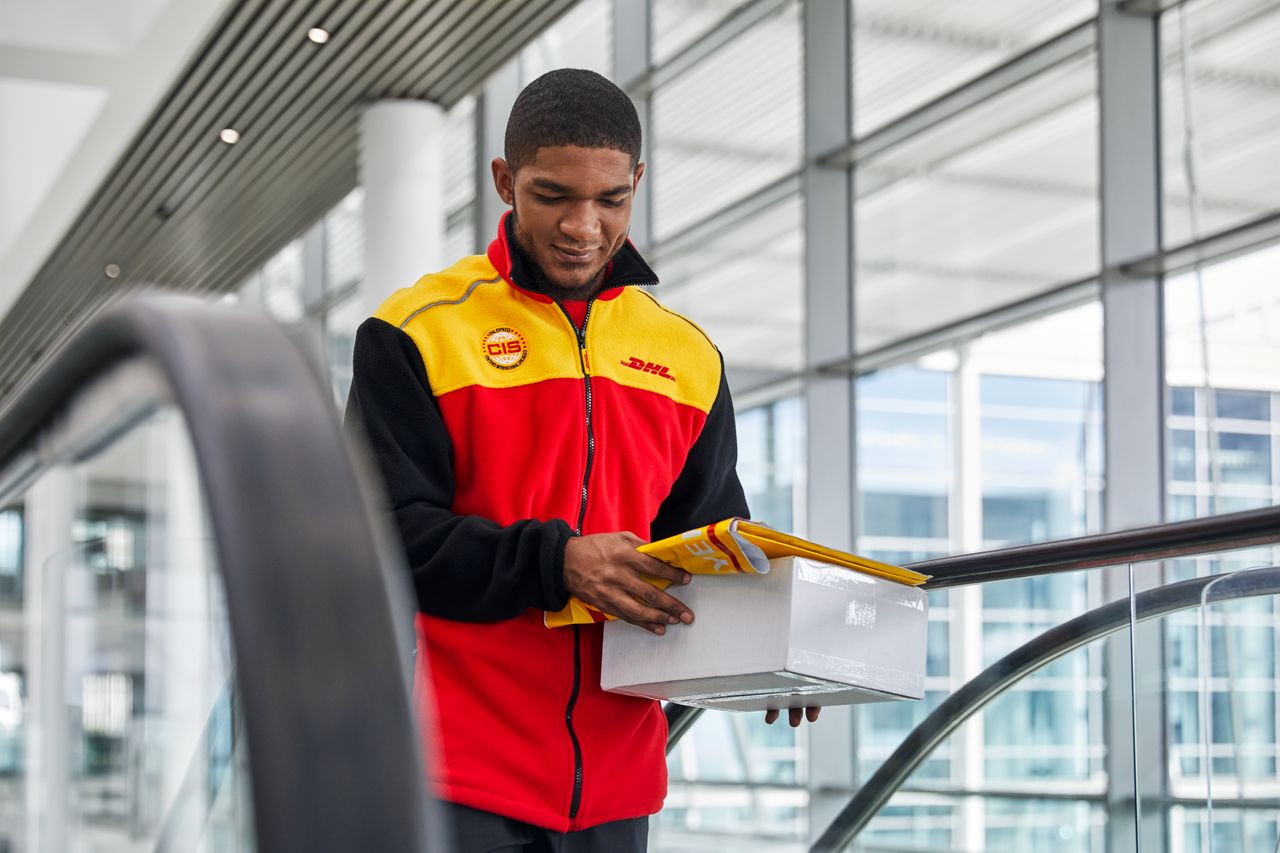 How Can Companies Ride the Cross Border Ecommerce Wave With DHL | DHL ...