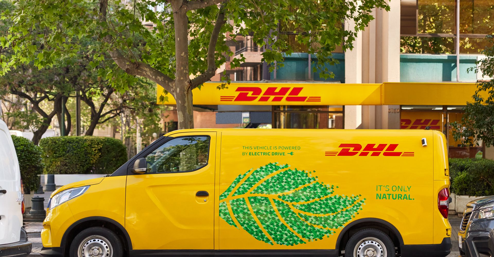 DHL Express Leads Green Air Transportation | DHL Thailand
