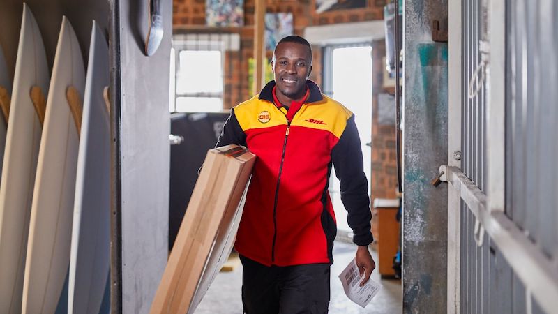 How to handle heavy goods shipping with DHL Express | DHL Thailand