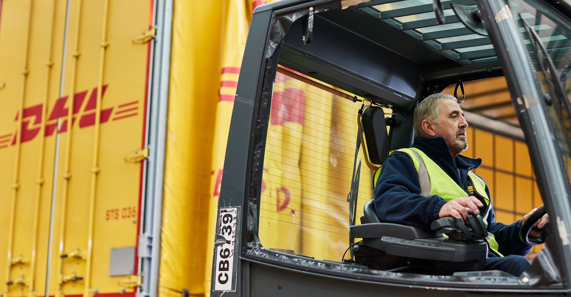 5 reasons to choose international express service for heavy & bulky ...