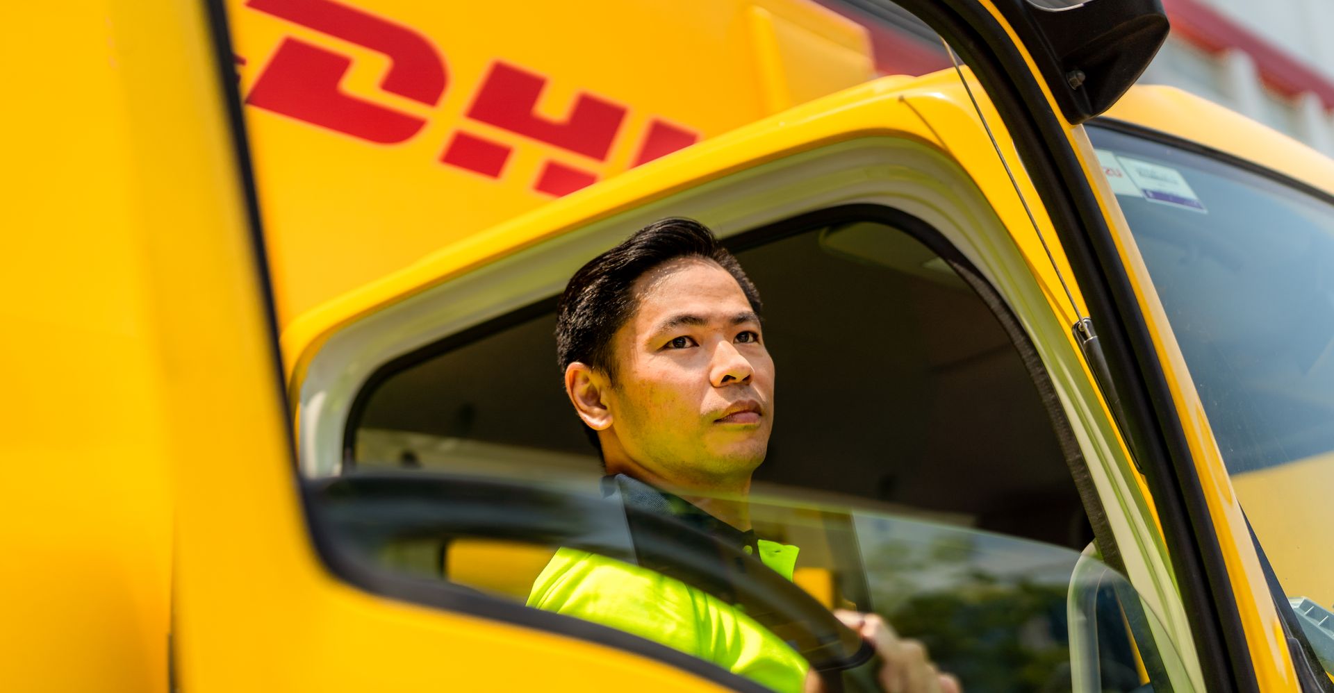Cẩm nang Bảo hiểm Hàng hóa Thiết yếu - DHL Express Việt Nam | DHL Vietnam