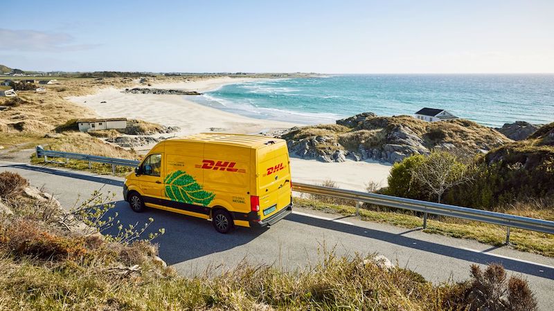 GoGreen Plus Service: Reduce carbon emissions when shipping with DHL ...