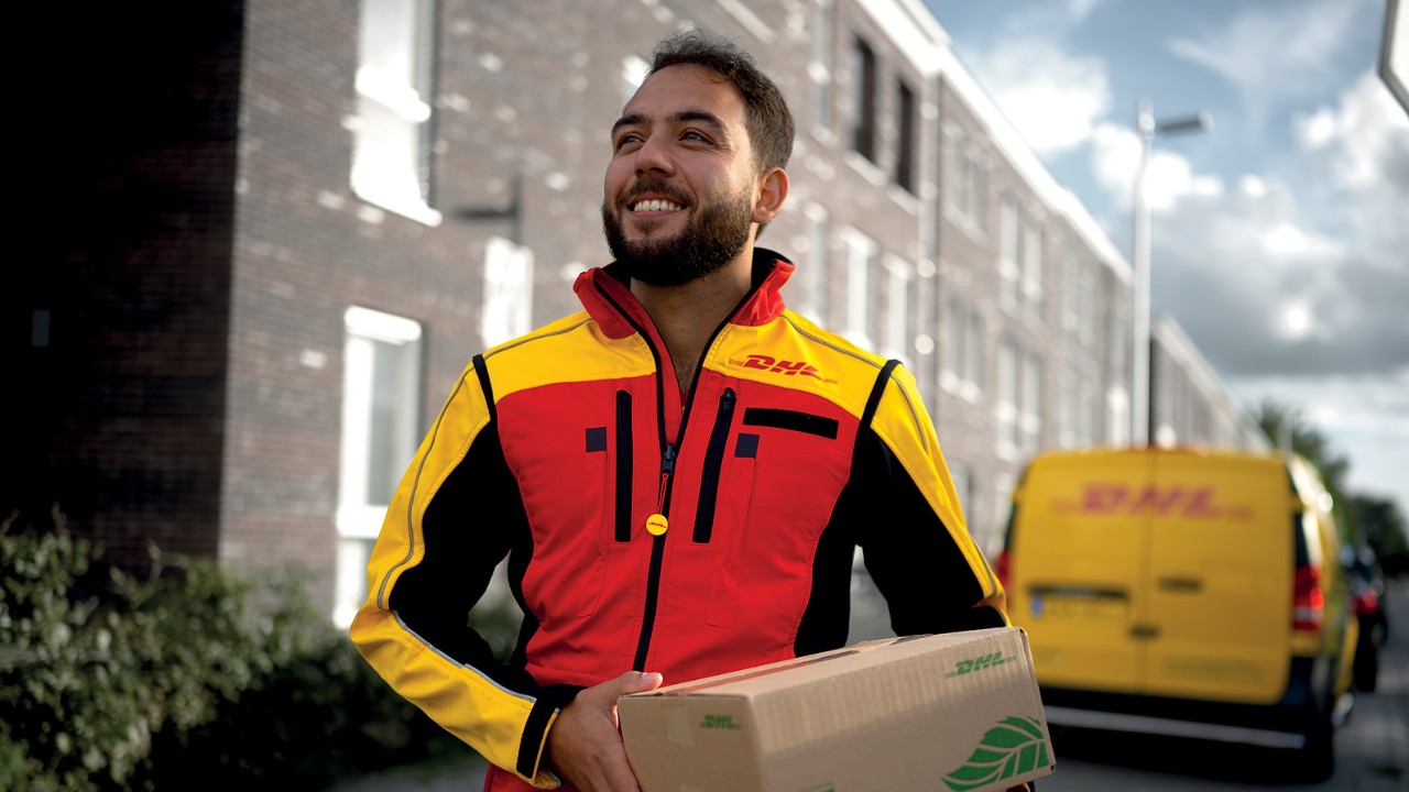 DHL Express France prend les rênes de Noël : des capacités records pour ...